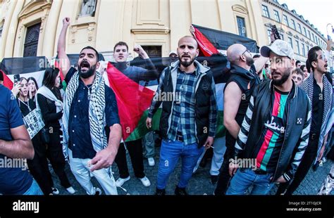 Múnich Baviera Alemania 13 de octubre de 2023 Un día después de que