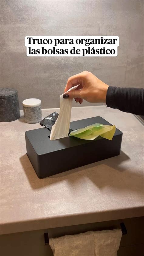 Truco para organizar las bolsas de plástico Trucos de limpieza