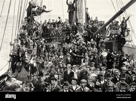 Embarque de voluntarios españoles en el barco de vapor San Francisco