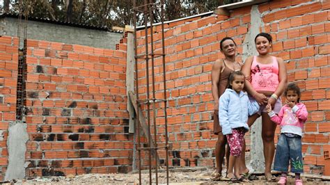 Fotos Famílias atingidas por incêndios em favelas de São Paulo 25 09