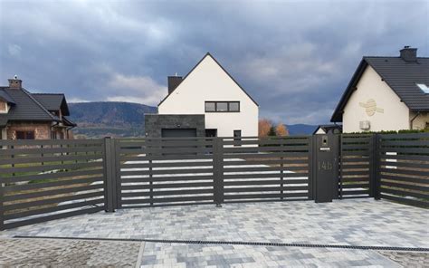 Bramy Aluminiowe S Trwa E I Estetyczne Co Wybra Syneko Pl