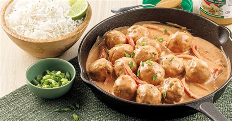 Casserole De Boulettes De Poulet Et L Gumes Sauce Larachide