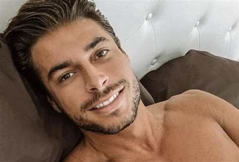 Andrea Denver Senza Mutande La Nuova Foto BitchyX