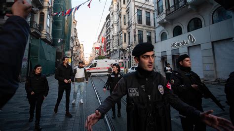 Explosión en una importante vía peatonal de Estambul deja al menos seis