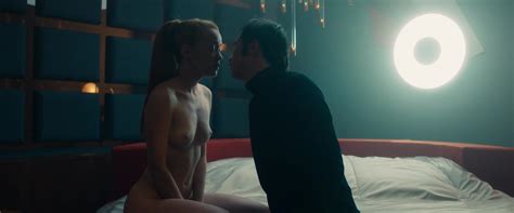 Nude Paulina Walendziak Maja Ostaszewska Magdalena Wrobel Monika