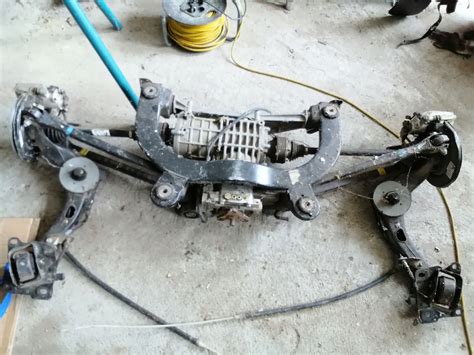 Zawieszeni Tylne Tył BELKA Sanki kompletne Audi A3 S3 8Y 8L0 TT 8N0 1 8