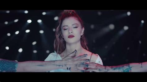 Feride Hilal Akın Yok Yok Sözleri Lyrics YouTube