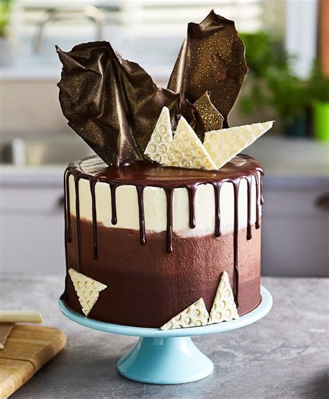 Ultimate Triple Chocolate Ganache Cake Recipe Dr Oetker