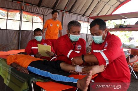 Simulasi Penanganan Bencana Di Sekolah ANTARA News