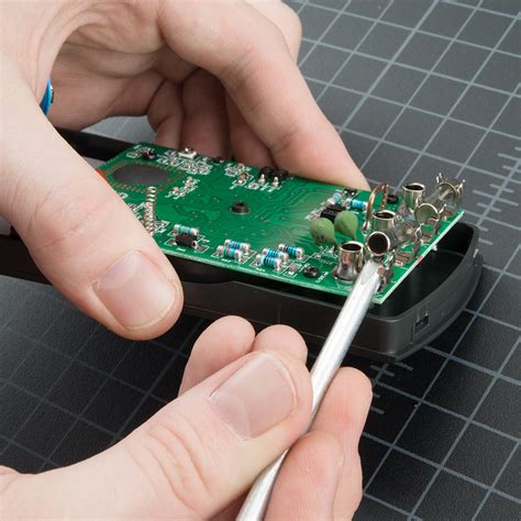 Sparkfun Education Guides How To Use A Multimeter
