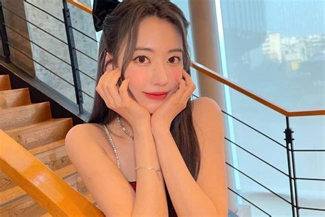 Cantik Mempesona Debut Dengan Grup Kpop LE SSERAFIM Simak Profil Dan