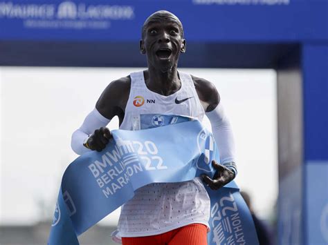 Berlin Marathon Results Eliud Kipchoge Breaks His Own World Record NPR