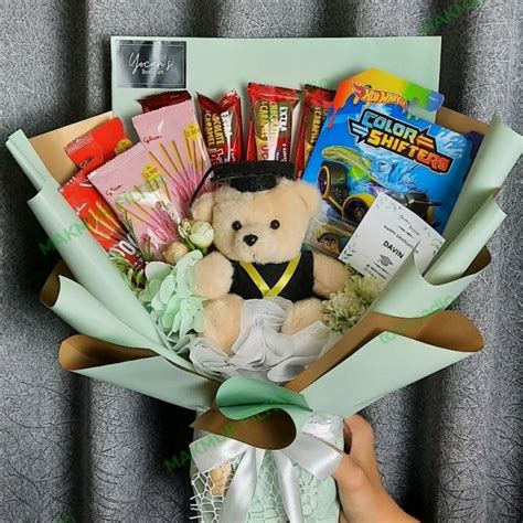 Jual Hadiah Wisuda Bouquet Wisuda Buket Wisuda Buket Bunga Kado Lulusan