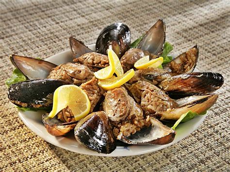 Midye Dolma Tarifi Nas L Yap L R En Lezzetli Tarifler