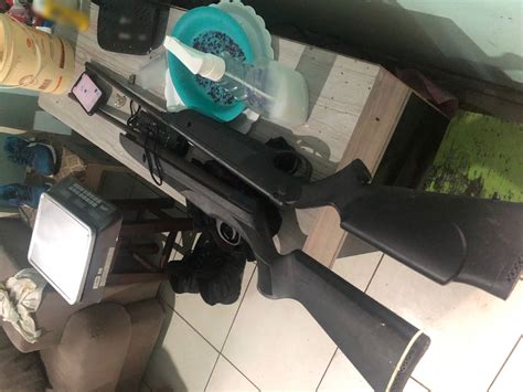 Operação da PF desarticula grupo suspeito de tráfico na zona oeste de