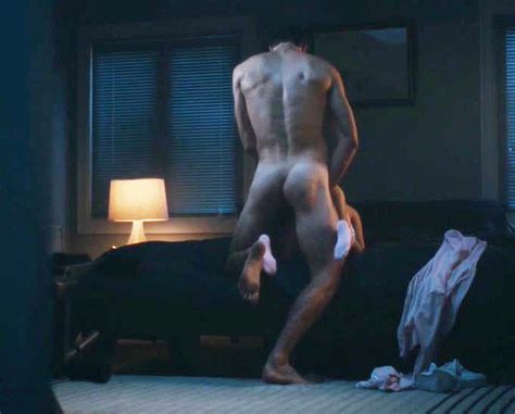 Jacob Elordi Shows Off His Muscle Butt During Sex In EUPHORIA Gay