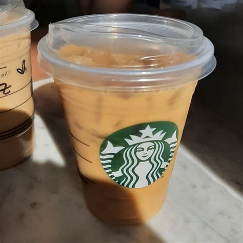 Starbucks La Plata Argentina Iced Latte Con Leche De Almendras Review