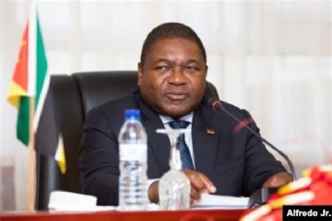 Folha de Maputo Notícias Nacional PR Nyusi promove oficiais das FADM