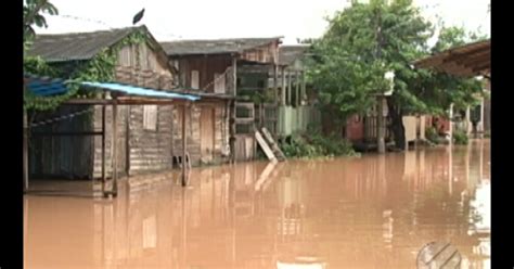 G1 Chuva forte alaga ruas e deixa desabrigados em Itaituba notícias