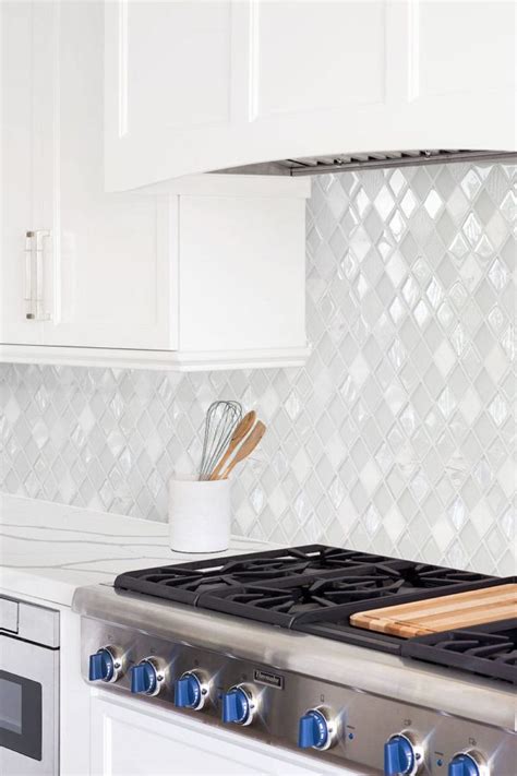 Elegant White Rhomboid Backsplash Tile Backsplash