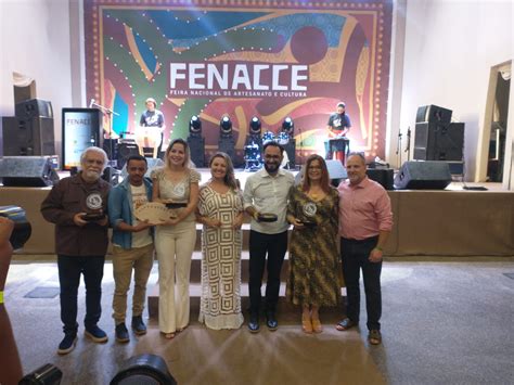 Superintendente do Sebrae CE é homenageado durante a Fenacce ASN