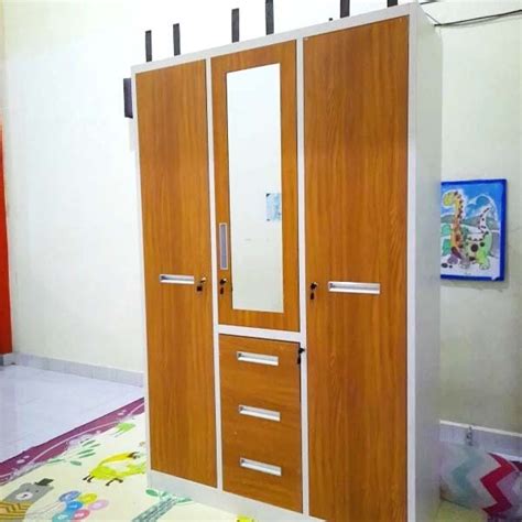 Lemari Baju Besi Importa Iw W C Lemari Baju Pintu Lemari Pakaian