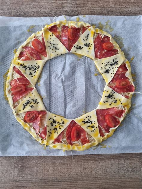 Couronne feuilletée apéritive recette de fêtes