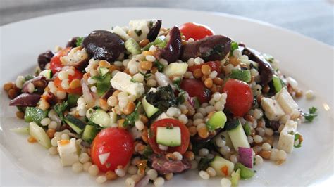 Salade méditerranéenne de couscous perlé et lentilles Roxanne Cuisine