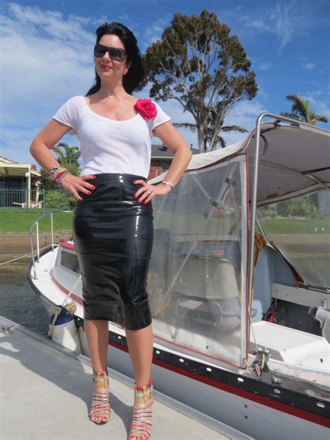 Bardot Patent Leather Pencil Skirt Archives Looking Good Girls