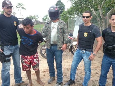 G1 Homem é preso após atirar contra posto policial e fugir para