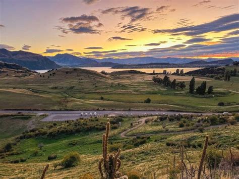 Guide To Hiking Roys Peak New Zealand S Most Famous View