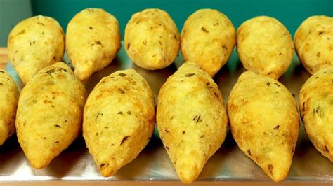 Bolinhos De Aipim Carne Seca Muito Simples De Fazer Para Servir No
