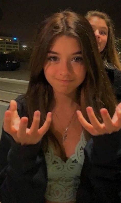 Why Not Pretty Brown Hair Pretty Brunette Brunette Girl