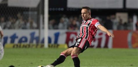 ONDE ASSISTIR o jogo do SÃO PAULO hoje 20 10 Saiba QUAL CANAL vai