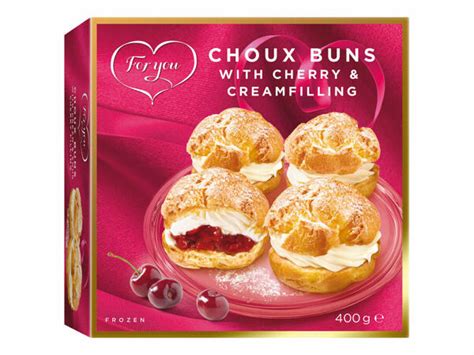 Profiterol cu umplutură de frișcă și vișine Lidl România Promoții
