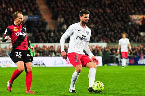 Foot PSG L agent de Thiago Motta répond aux critiques Foot 01