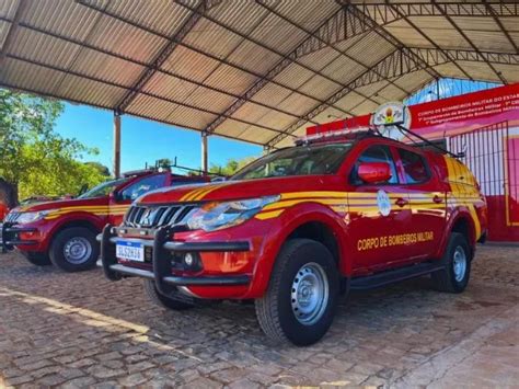 Batalhão do Corpo de Bombeiros de Oeiras recebe nova viatura e