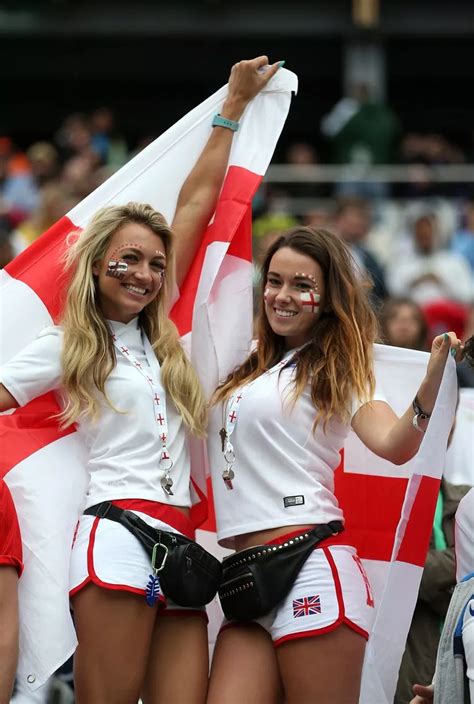 World Cup Sexiest Fans Mirror Online