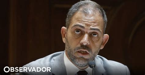 Governo Portugal iniciou processo para saída do Tratado da Carta da