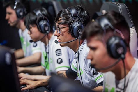 Worlds 2022 LOUD estreia uma derrota e uma vitória lol ge