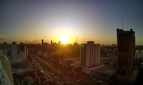 44 2 graus Cuiabá bate recorde de calor e é a cidade mais quente
