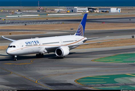 N35953 United Airlines Boeing 787 9 Dreamliner Photo By Rohan A7 BAJ