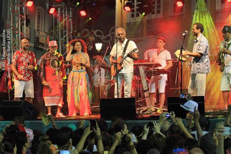Cantor Gilberto Gil anuncia aposentadoria dos palcos após série de