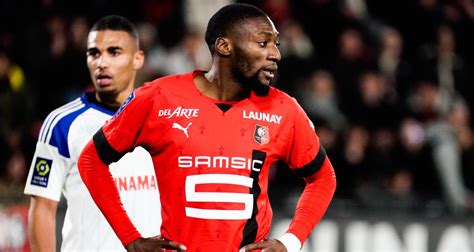 Stade Rennais Mercato Rennes officialise trois départs dont un
