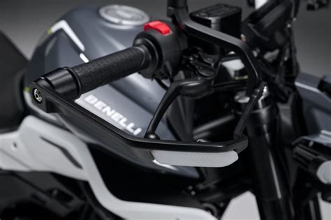 Benelli Tornado Naked Twin Arena Motosikal