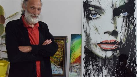 Novosti Rs Galerija NAOPAKE SLIKE SA SEDEFASTIM ODSJAJEM
