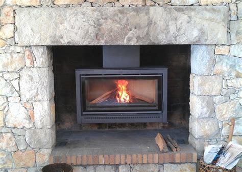 Comment installer un poêle à bois dans une cheminée ouverte