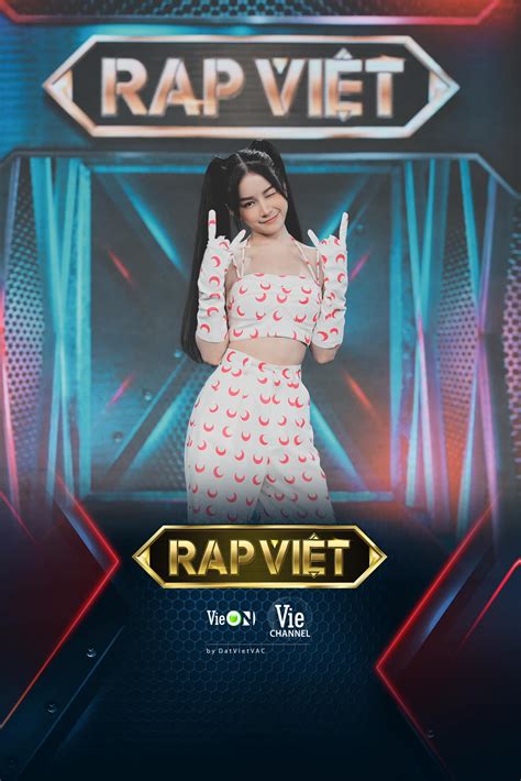 Bóng hồng HOT nhất show Rap Việt và những lần nửa kín nửa hở khoe