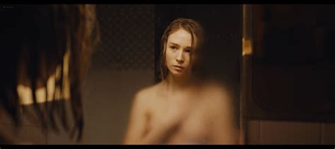 Magdalena Kolesnik Nude Full Frontal Zofia Wichlacz Nel Kaczmarek