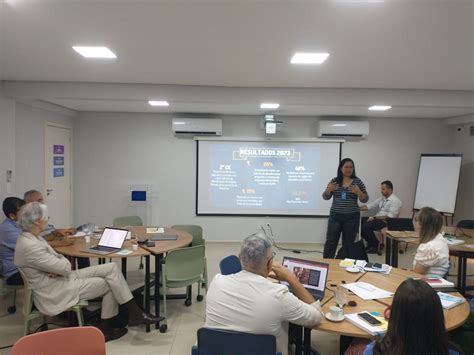 Sebrae CE e Sistema Fecomércio discutem ações na área do turismo para o